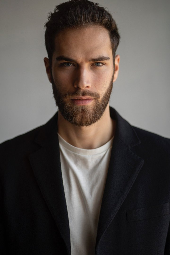 Men.php Classic Models| Riot Model Management